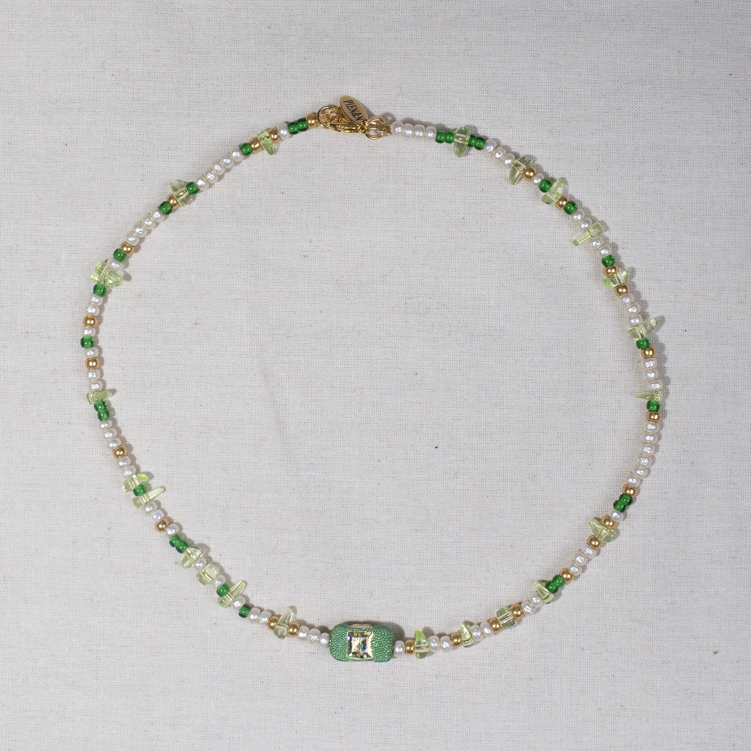 ketting natuursteen groen en goud - Newlands Casuals